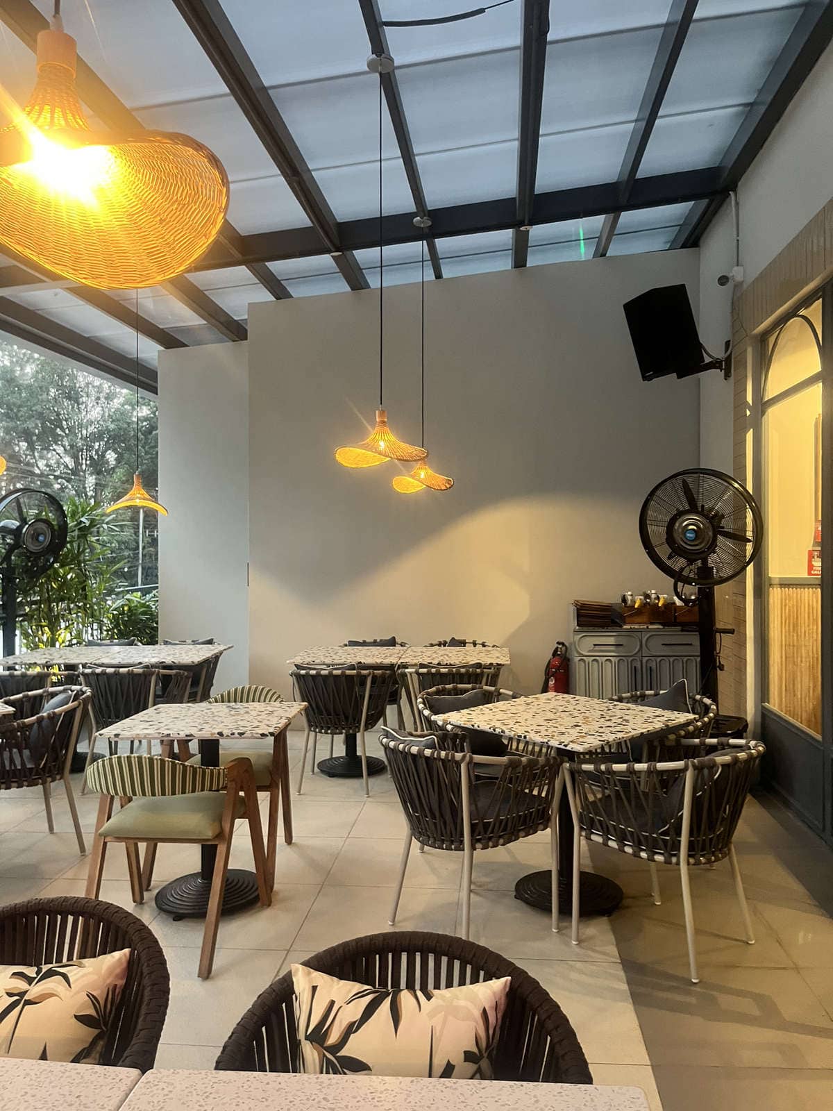 Cafe Delhi Heights, Jakhan, Dehradun | Zomato