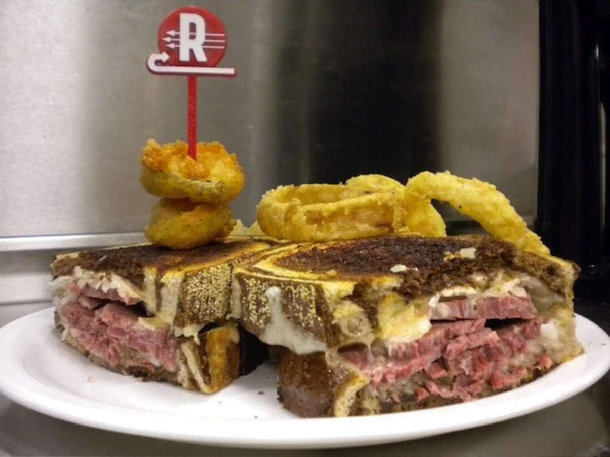 Roundabout Diner and Lounge, Portsmouth, Portsmouth | Zomato