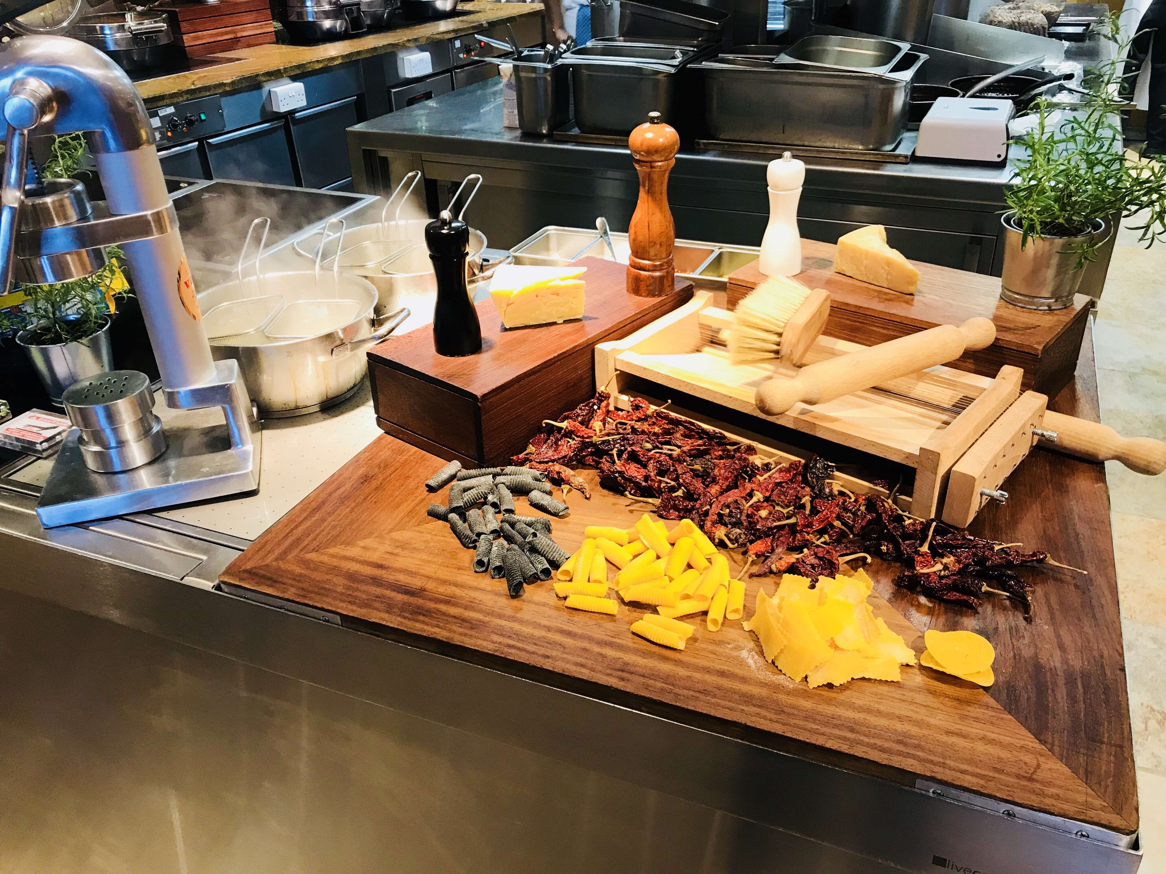 Kitchen6 - JW Marriott Marquis, Business Bay, Dubai - Zomato