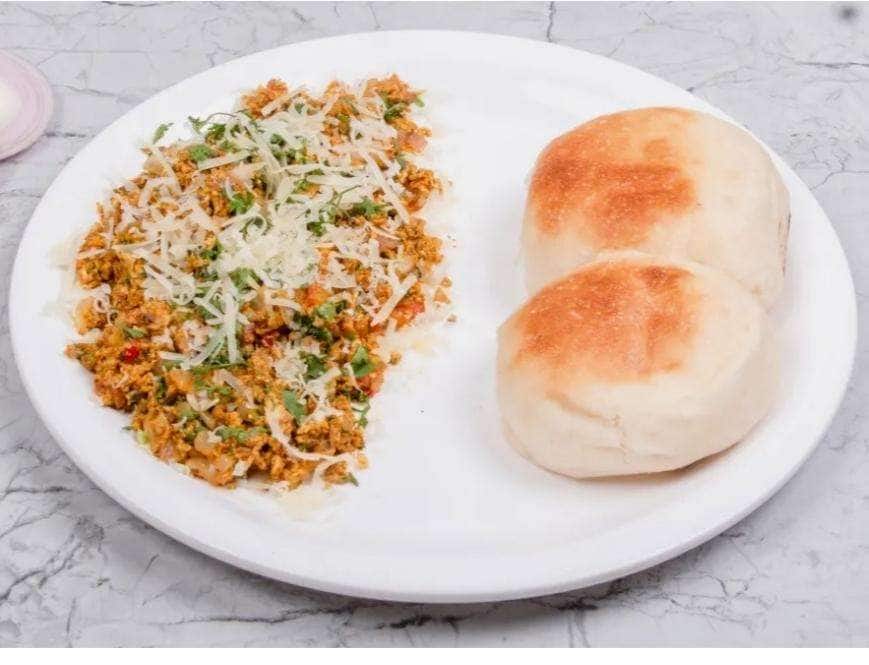 Book table and online reservation at Foodaholic, Bavdhan, Pune