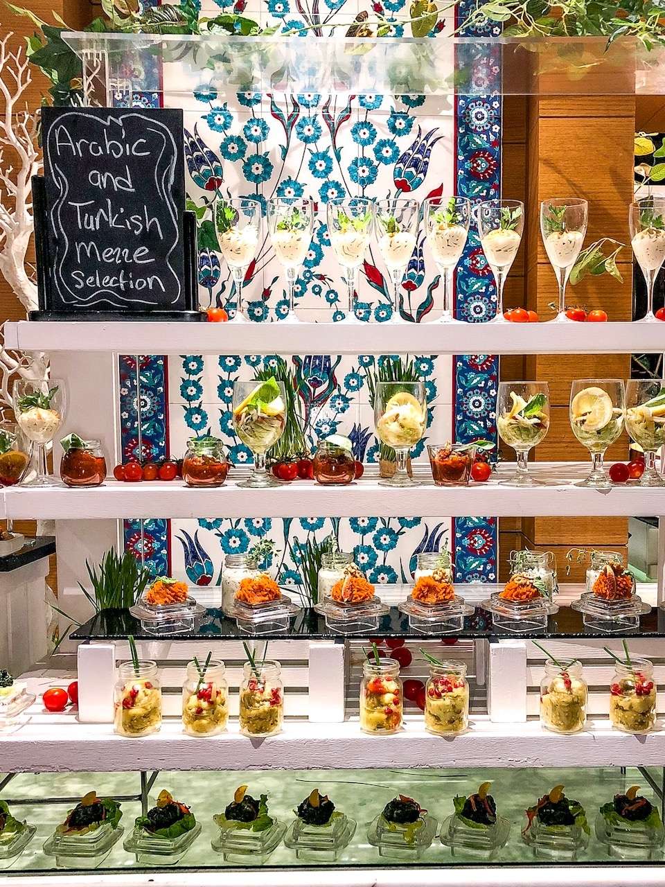 A La Turca - Rixos The Palm Dubai Photos, Pictures of A La Turca ...