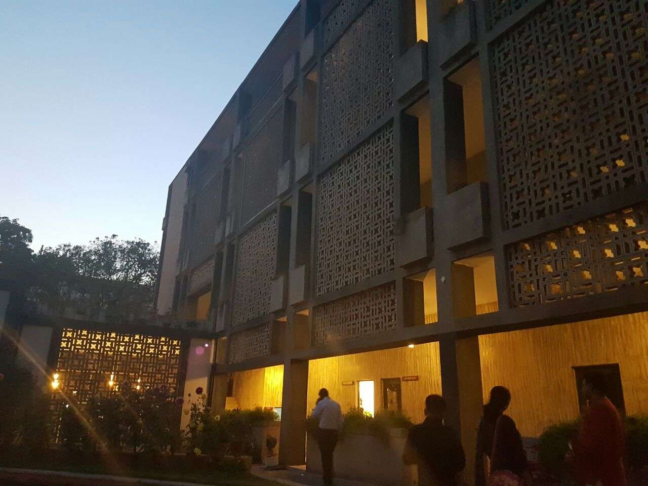 Triveni Terrace Cafe Photos, Pictures of Triveni Terrace Cafe, Mandi ...