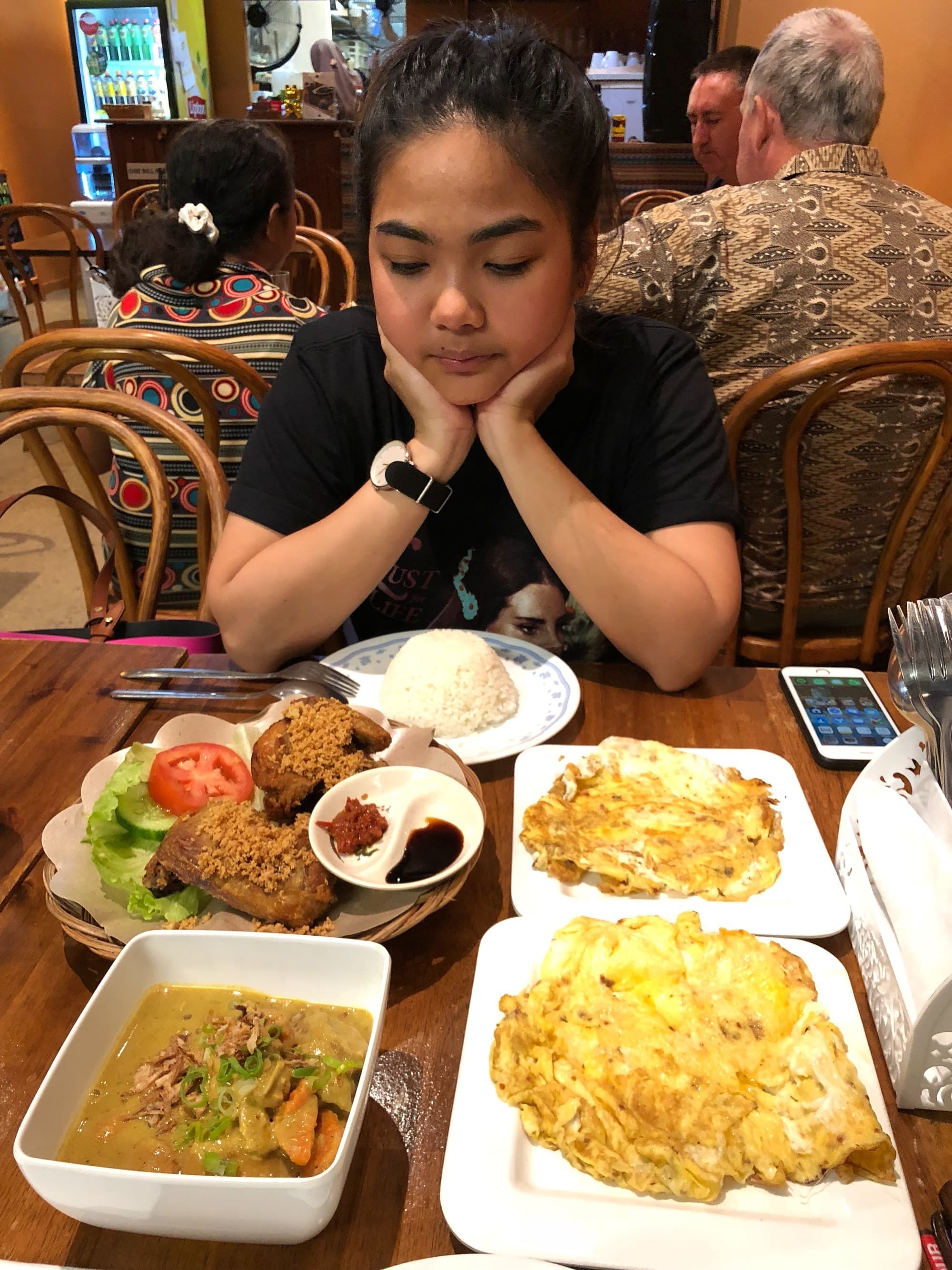 Chilliz, Karawara - Restaurant menu, prices and reviews